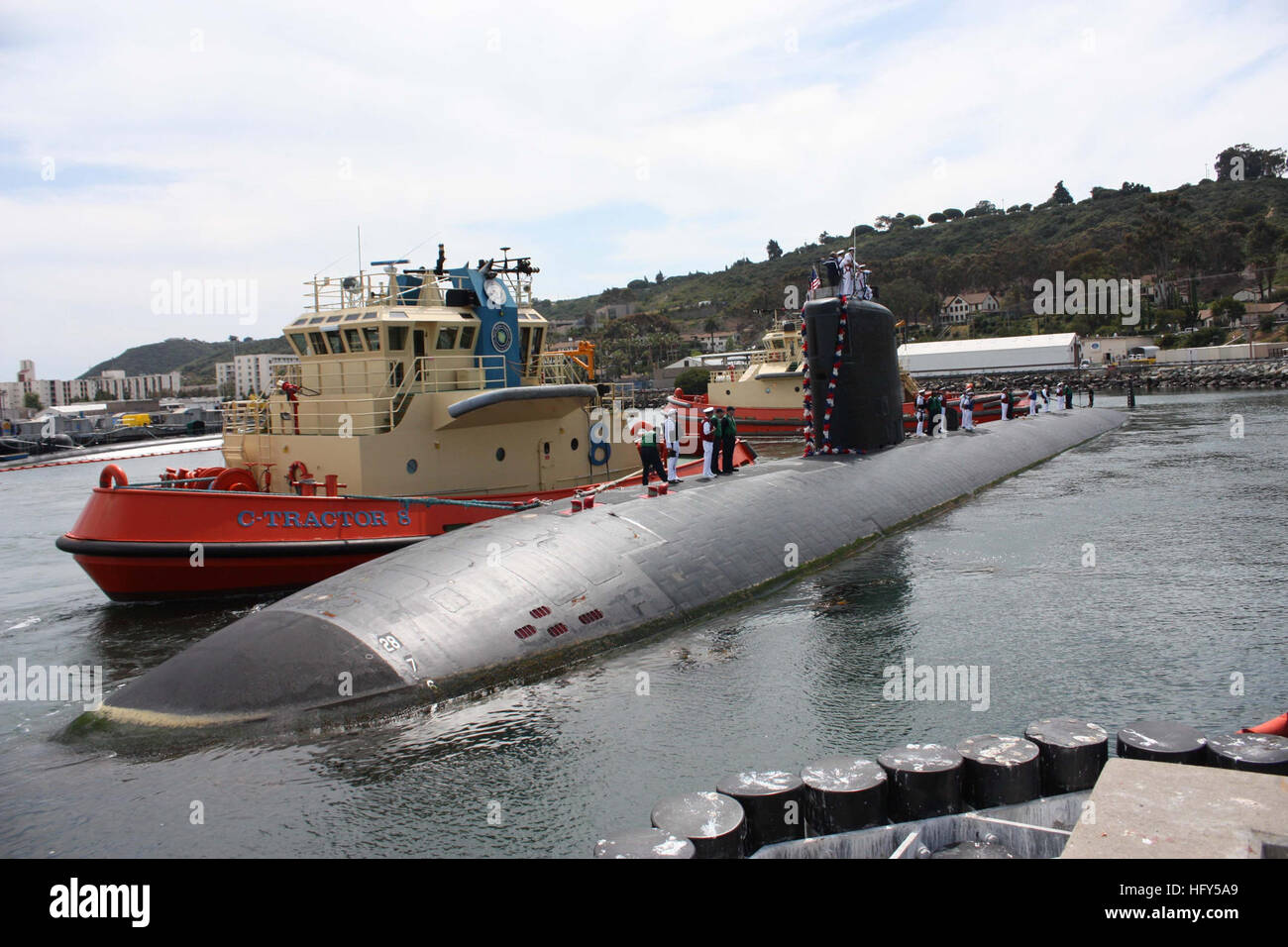 Los angeles class submarine uss jefferson city ssn 759 hi-res stock ...