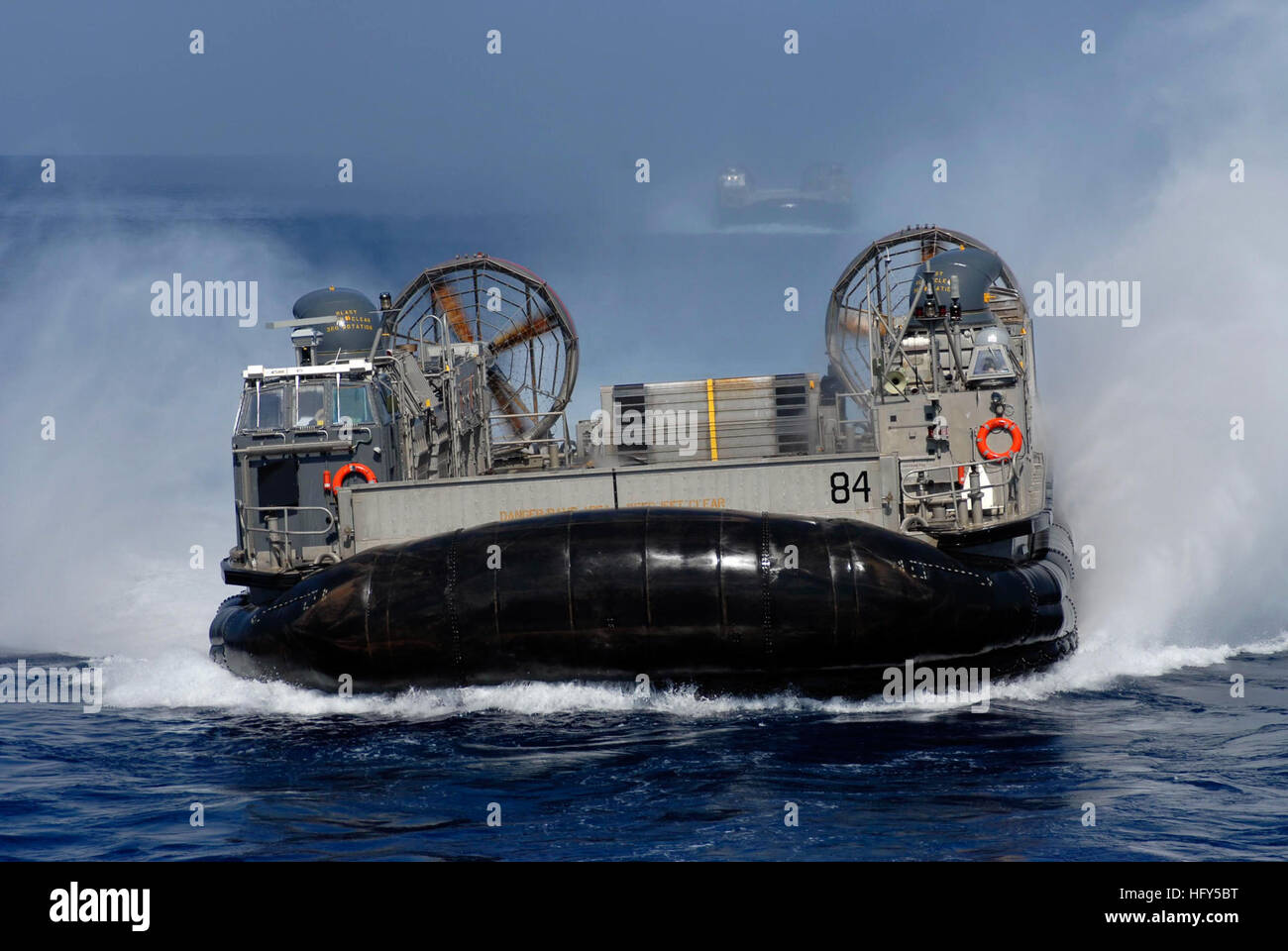 Lcac 84 hi-res stock photography and images - Alamy