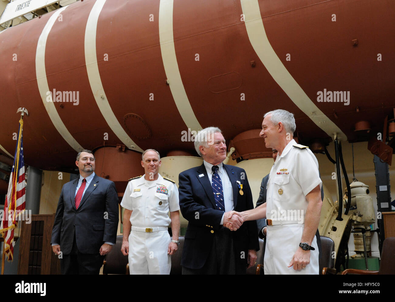 Oceanographer of the navy hi-res stock photography and images - Alamy