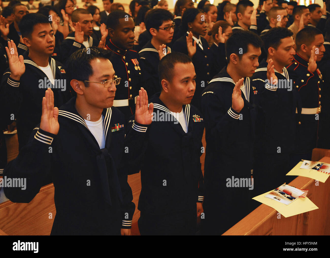 Members u s military take oath hi-res stock photography and images - Alamy