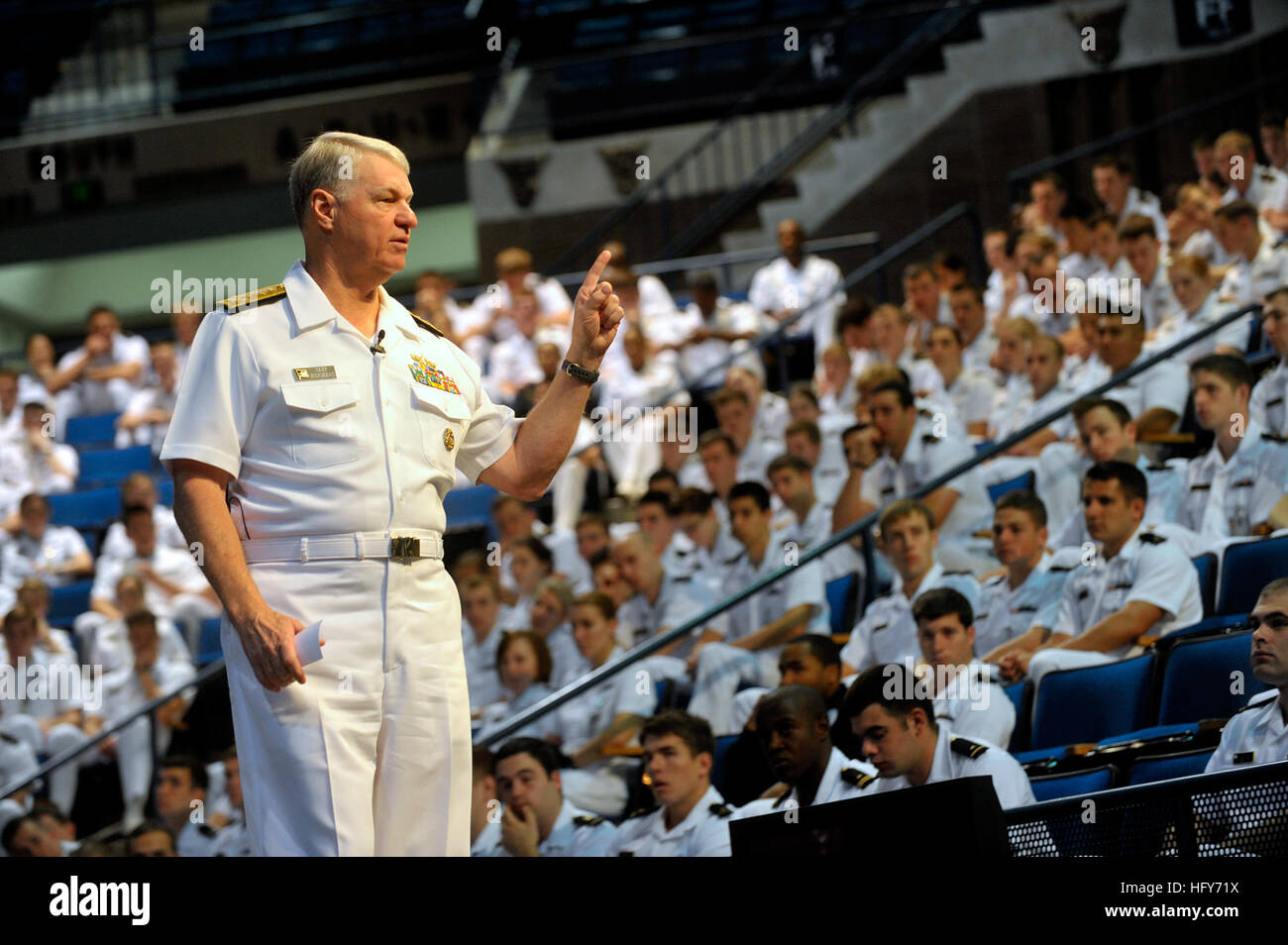 100520-N-8273J-036 ANNAPOLIS, Md. (May 20, 2010) Chief of Naval ...