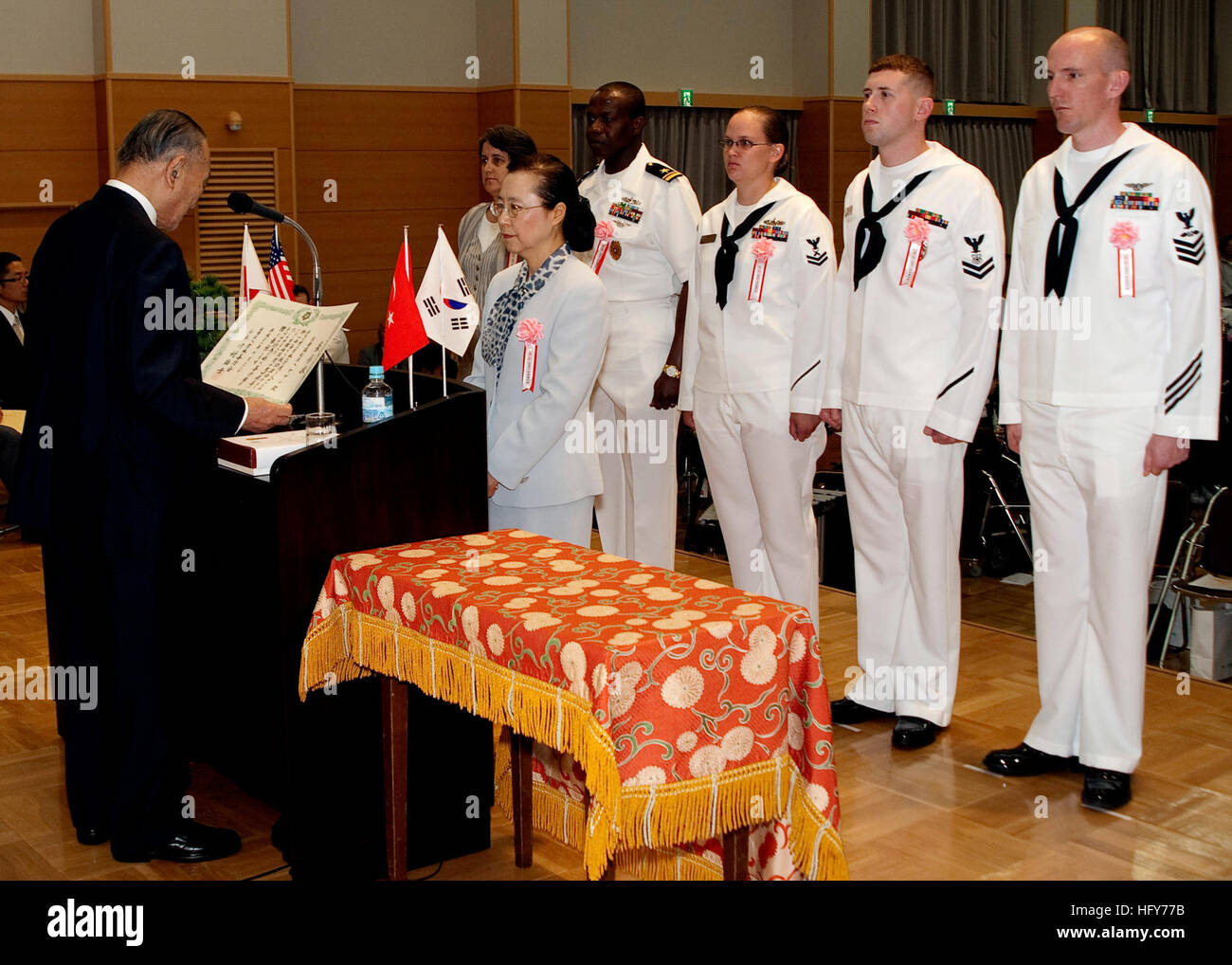 100522-N-5019M-002 TOKYO (May 22, 2010) Sailors and DoD civilians ...