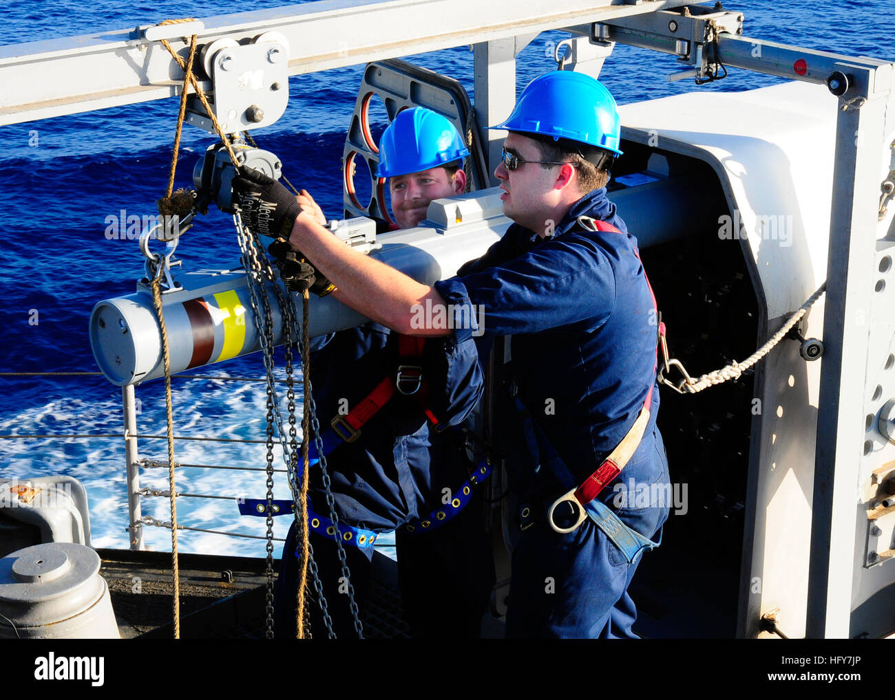 Missile into the rim 116a rolling airframe missile ram system hi-res ...