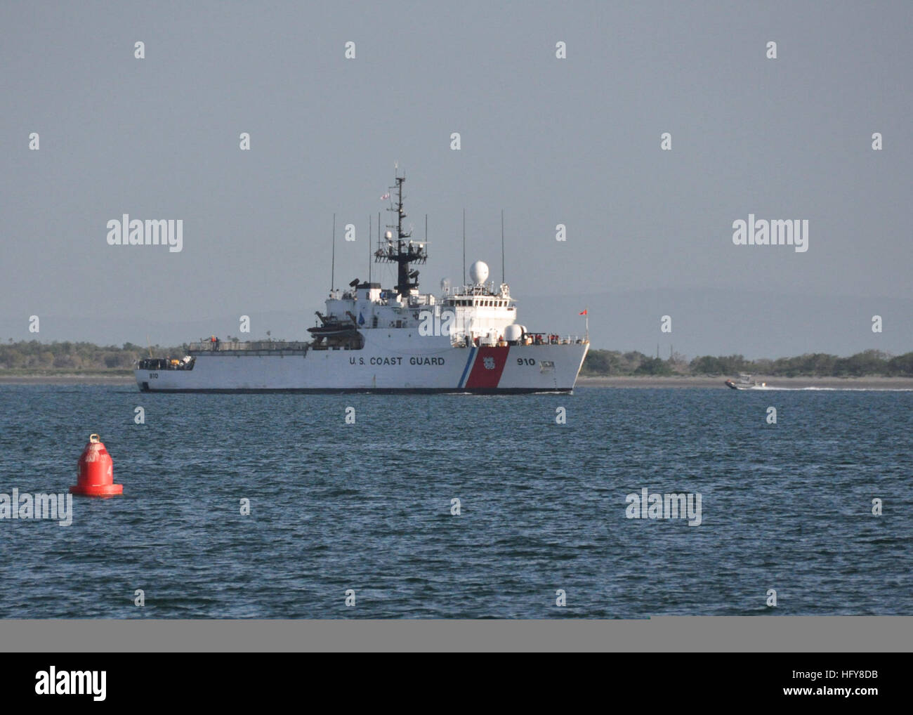 Coast guard cutter uscgc thetis wmec 910 hi-res stock photography and ...