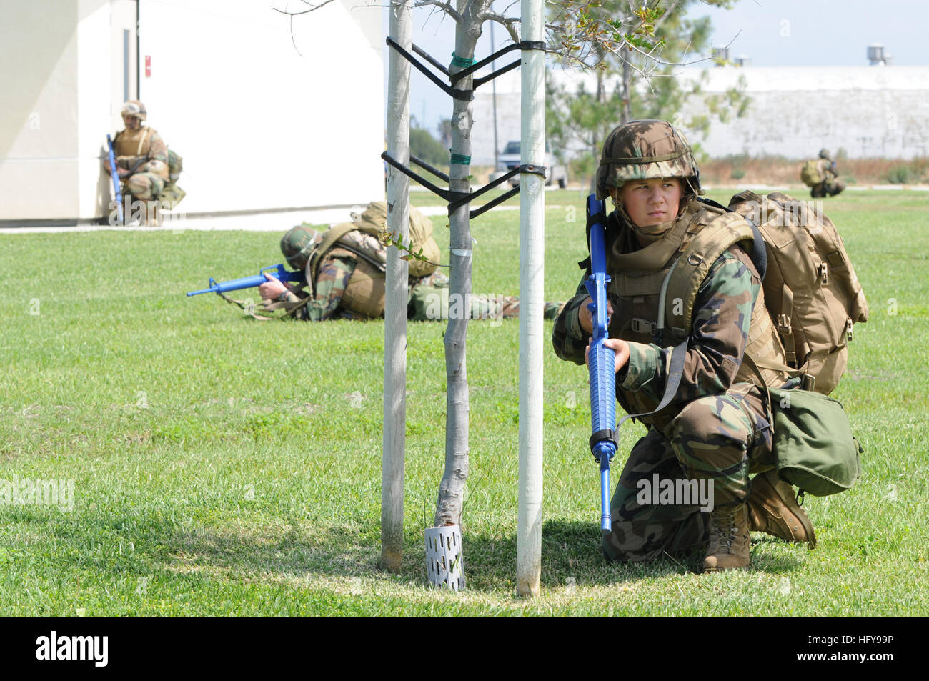 U s navy construction mechanic constructionman hi-res stock photography ...