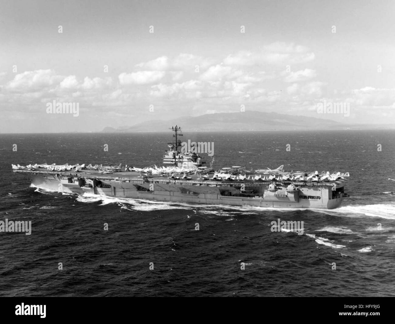 Uss ranger cva 61 hi-res stock photography and images - Alamy
