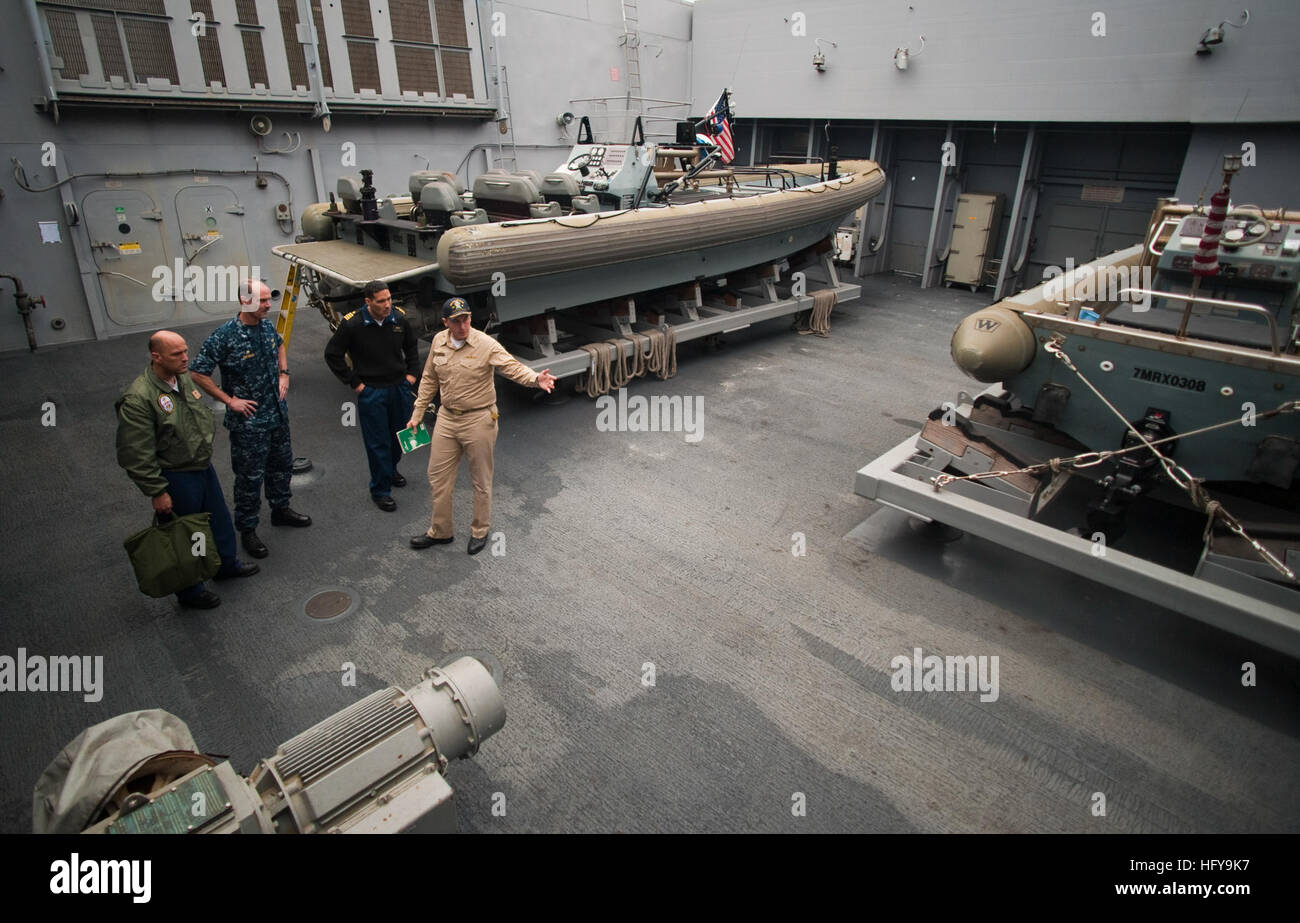 Desron 40 hi-res stock photography and images - Alamy