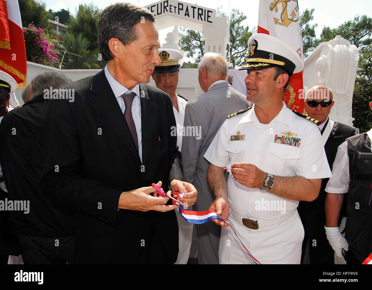 Oliver lyle hi-res stock photography and images - Alamy