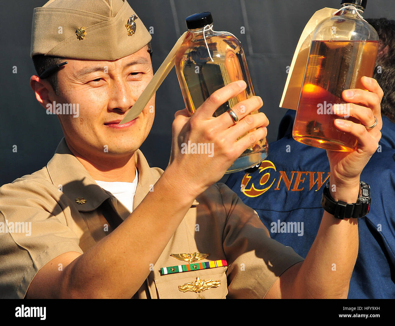 111116-N-HC601-004 SAN DIEGO (Nov. 16, 2011) Lt. Cmdr. Frank Kim, fuel ...