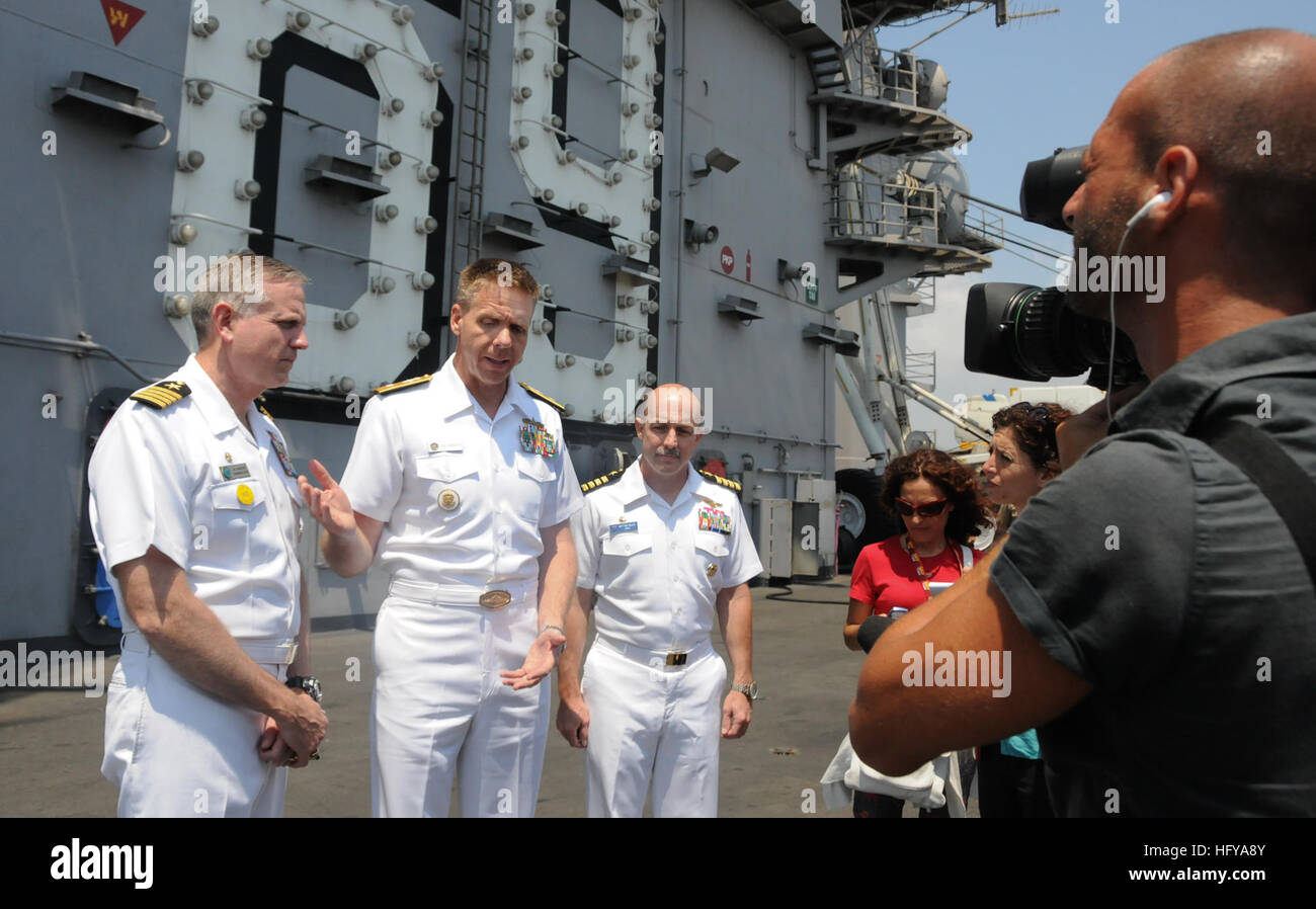 Capt dee l mewbourne hi-res stock photography and images - Alamy