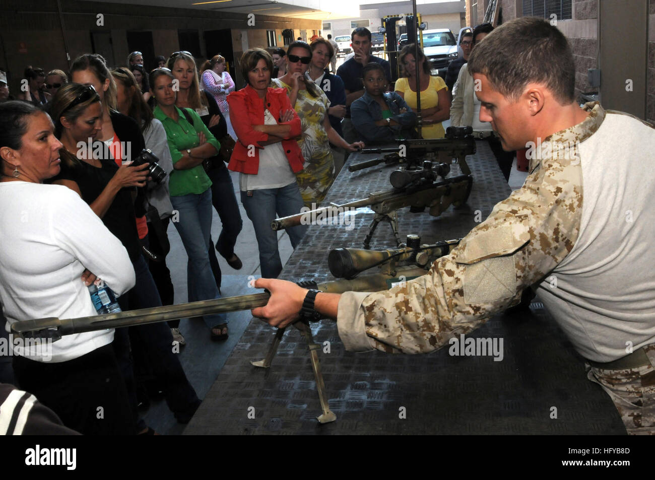 Navy seal sniper hi-res stock photography and images - Alamy
