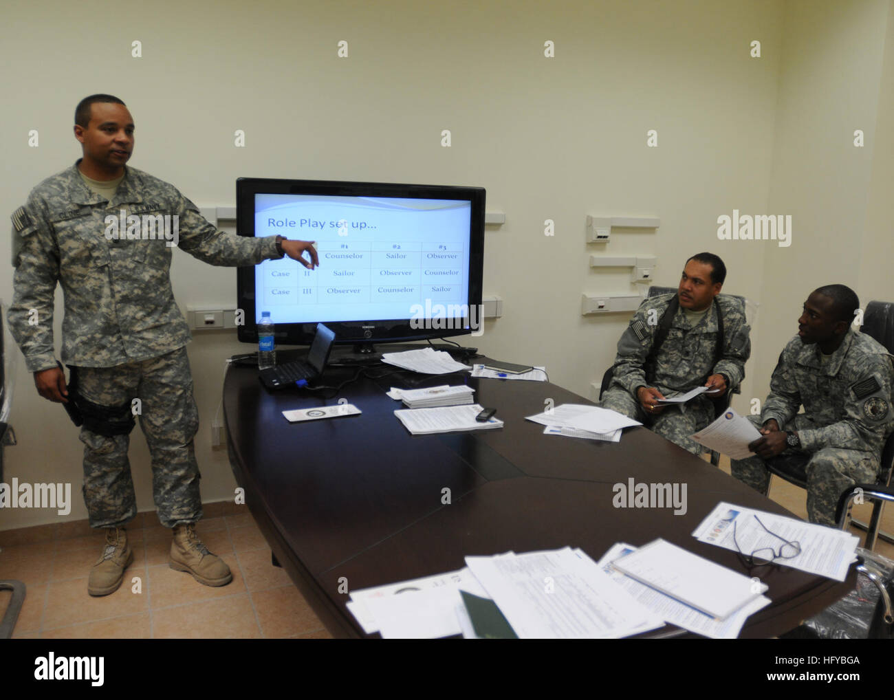 100805-N-9909Y-002 KABUL, Afghanistan (Aug. 5, 2010) Chief Navy ...
