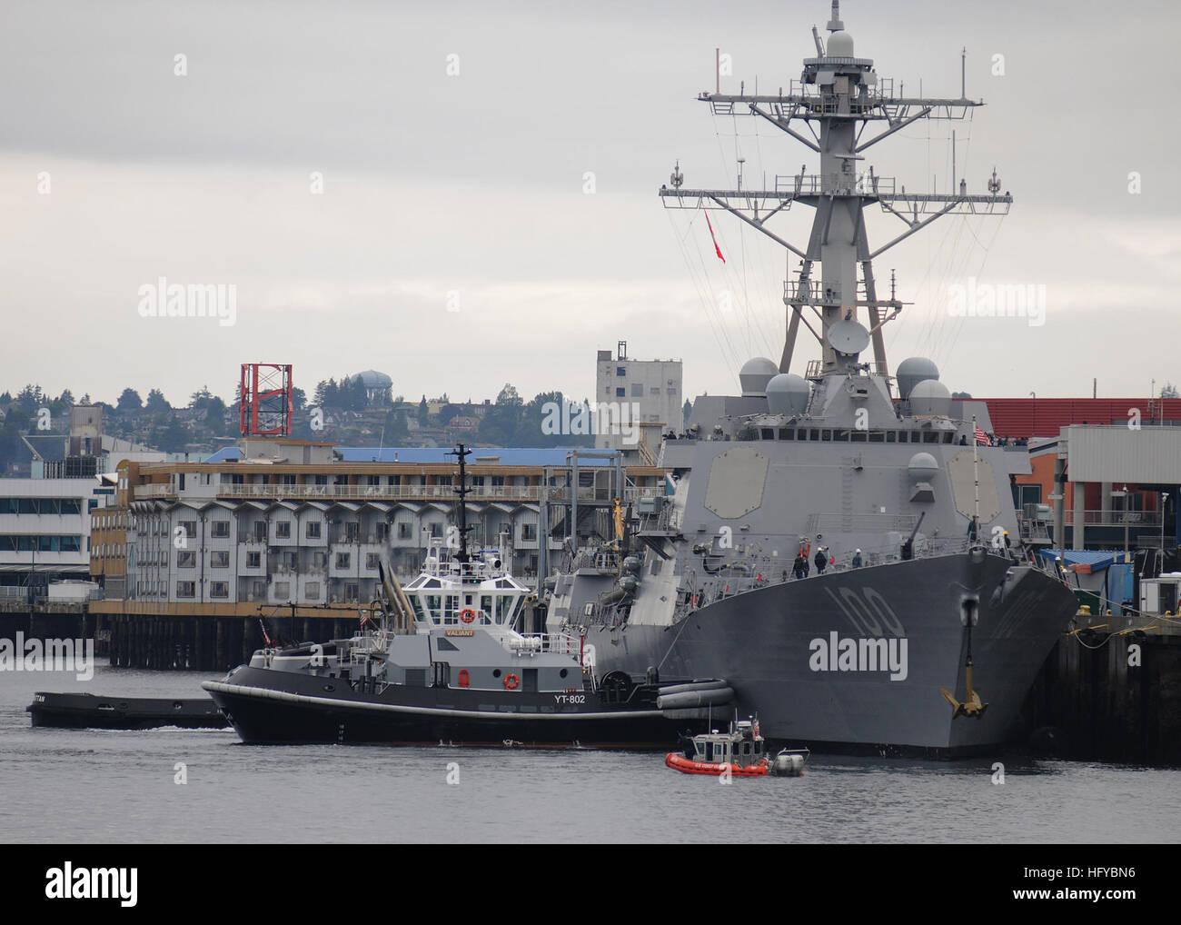 Uss elliot hi-res stock photography and images - Alamy