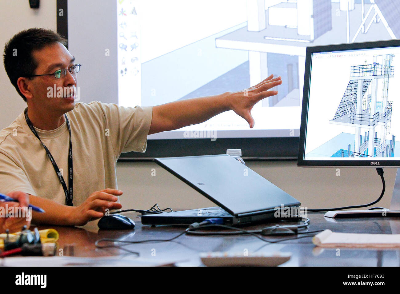 Long range colleagues hi-res stock photography and images - Alamy