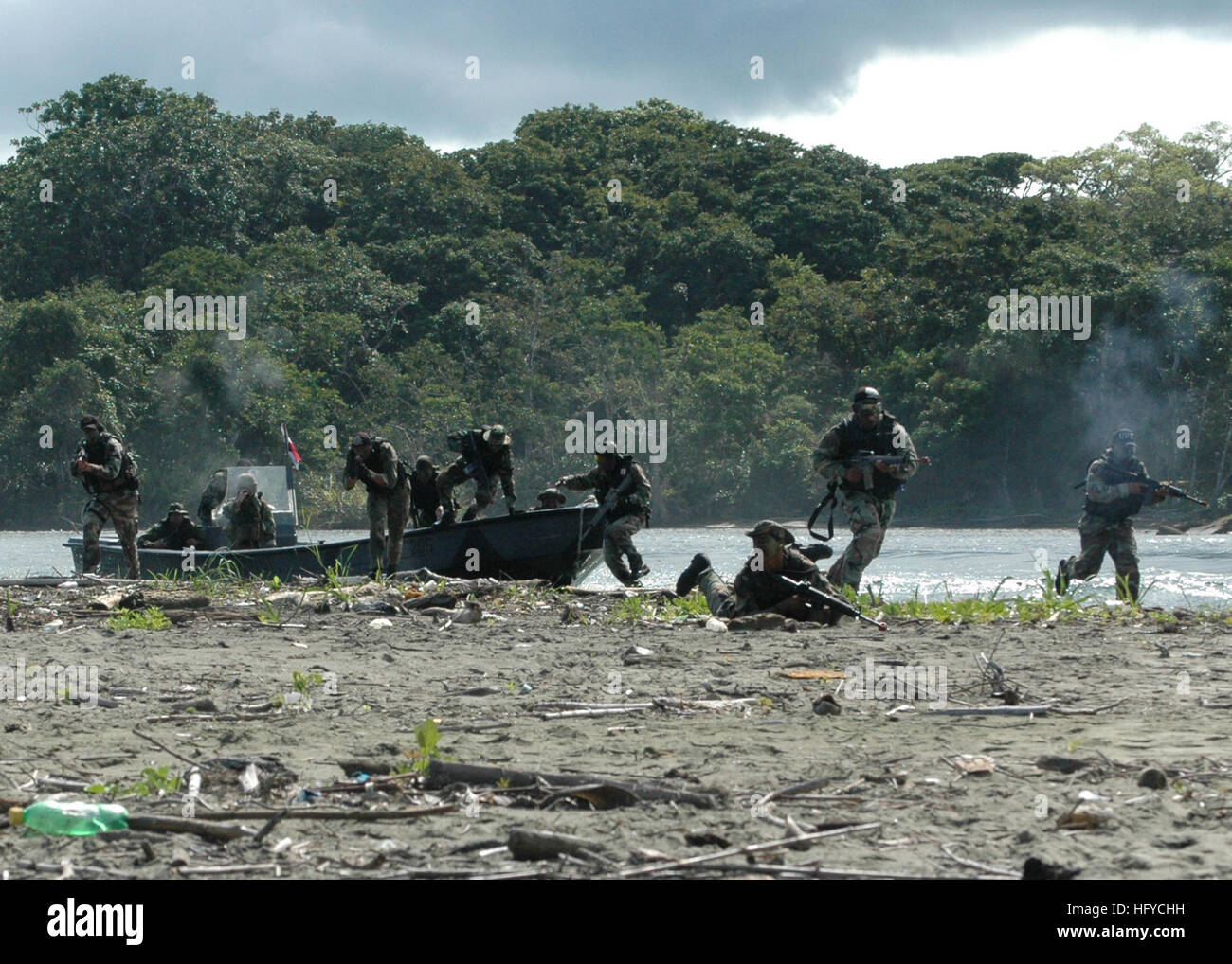 Military personnel in panama hi-res stock photography and images - Alamy