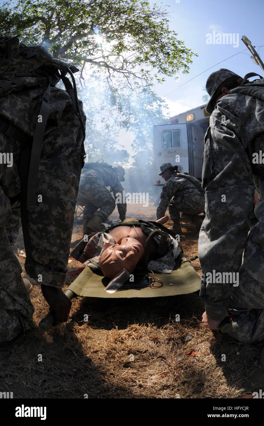 Soldiers deployed to Joint Task Force Guantanamo with the 525th ...