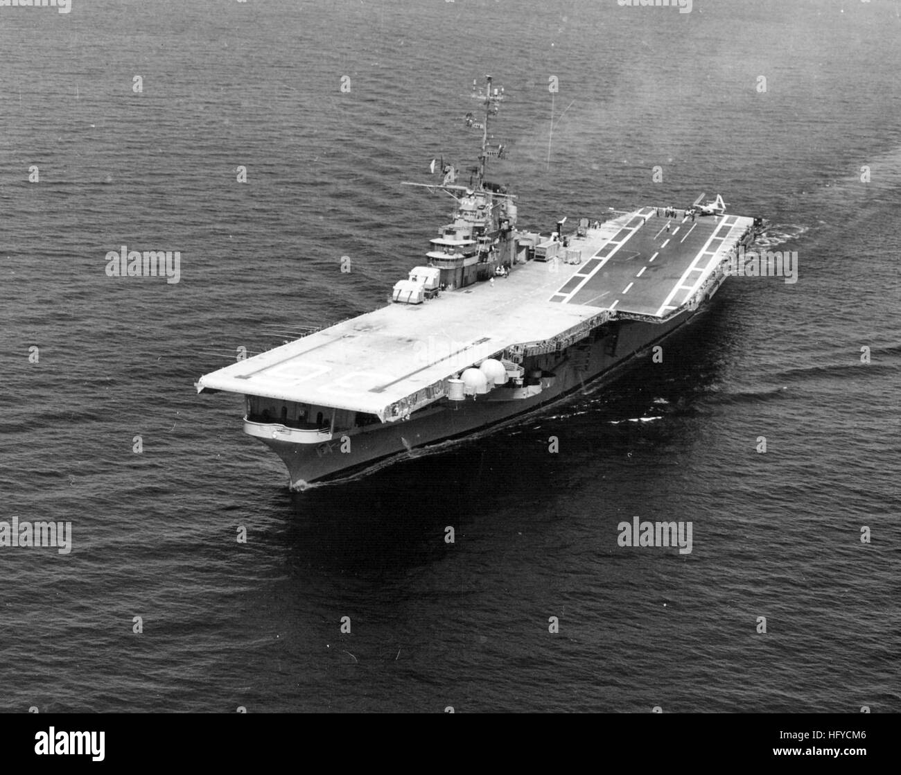 USS Antietam (CVS-36) during Bell automatic landing system test 1957 ...