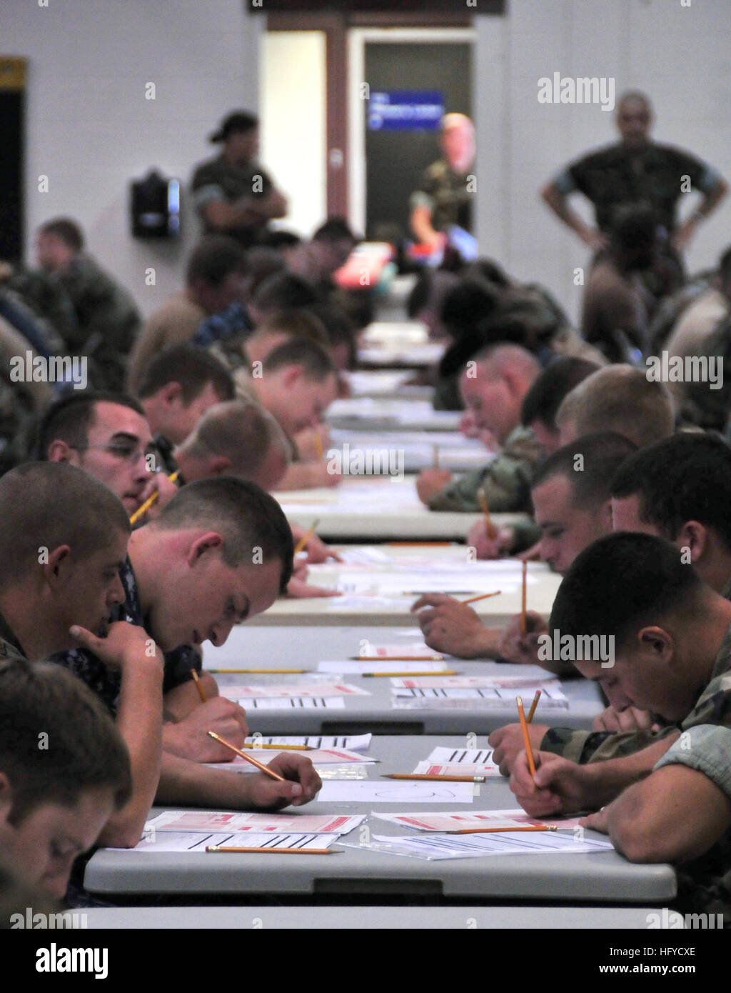 100909-N-7367K-001 GULFPORT, Miss. (Sept. 9, 2010) Service members ...