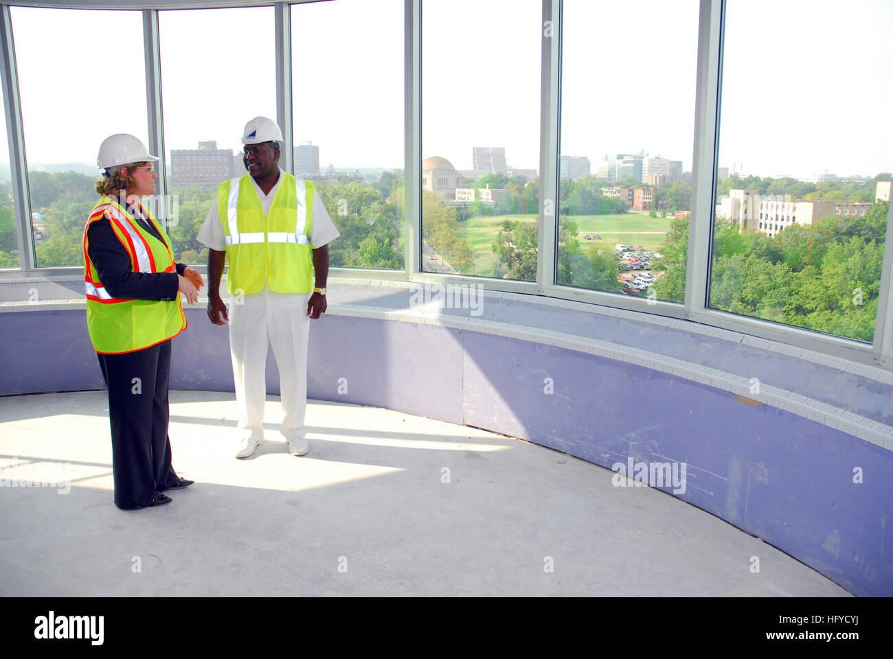 Louis stokes cleveland va medical center hi-res stock photography and ...