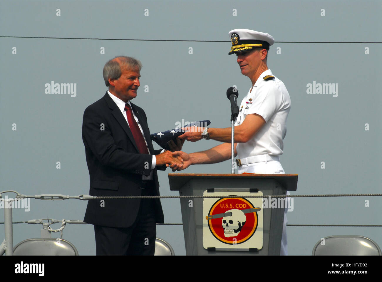 100831-N-2903M-033 CLEVELAND (Aug. 31, 2010) Capt. Dixon Hicks ...