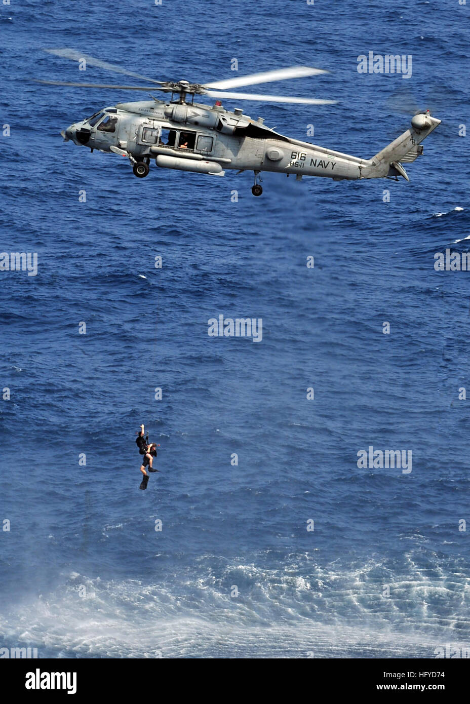 U s navy rescue sar swimmers hi-res stock photography and images - Alamy