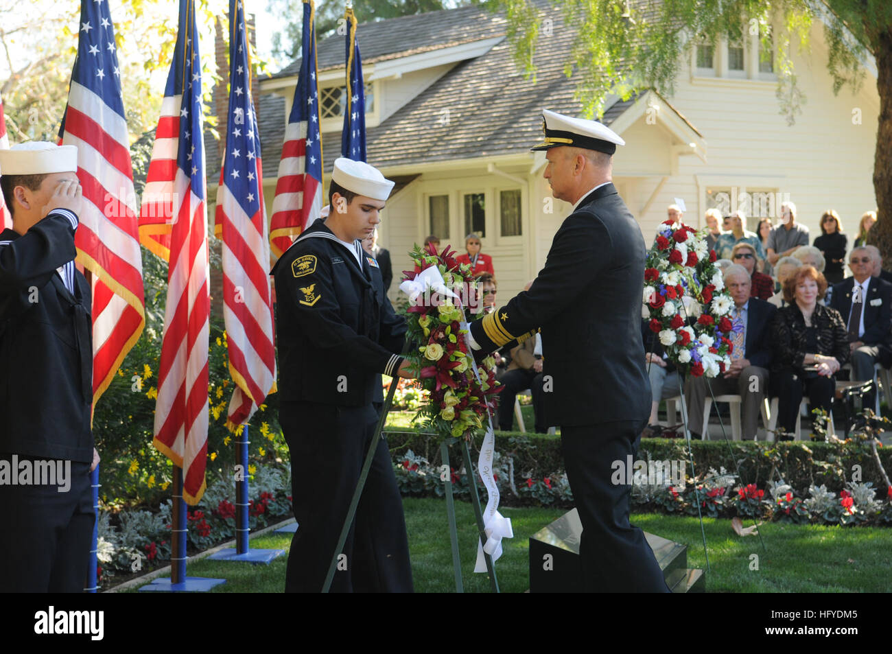 Us navy reserve birthday hi-res stock photography and images - Alamy