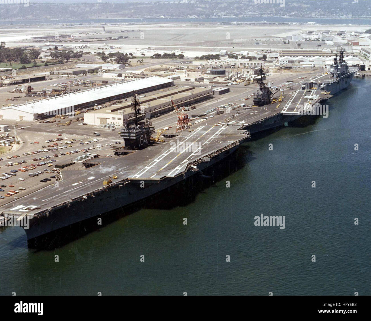 USS Constellation (CV-64) - Coral Sea (CV-43) and Tarawa (LHA-1) at ...