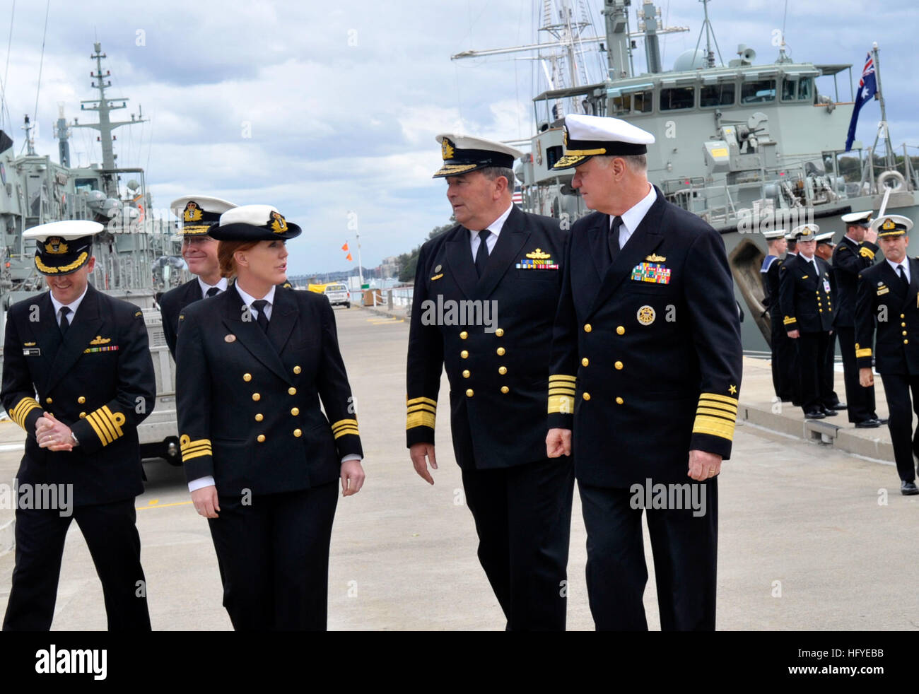 101001-N-8273J-152 SYDNEY, Australia (Oct. 1, 2010) Vice Adm. Russ ...