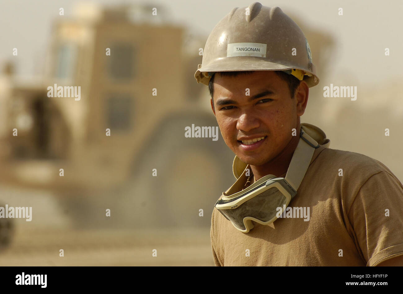 101015-N-6436W-065 DEH DADI II, Afghanistan (Oct. 15, 2010) Equipment ...