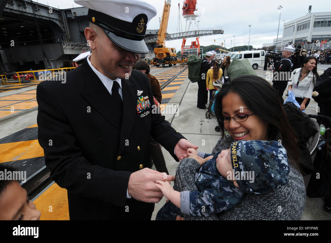 101101-N-7191M-063 YOKOSUKA, Japan (Nov. 1, 2010) Chief Hospital ...