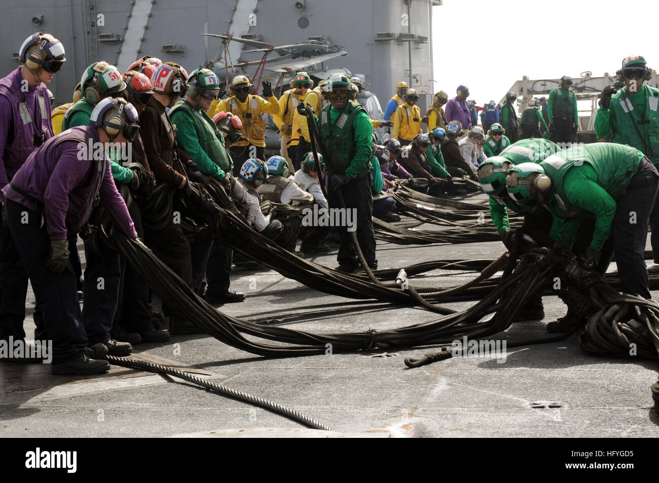 Sailors set up the emergency barricade hi-res stock photography and ...