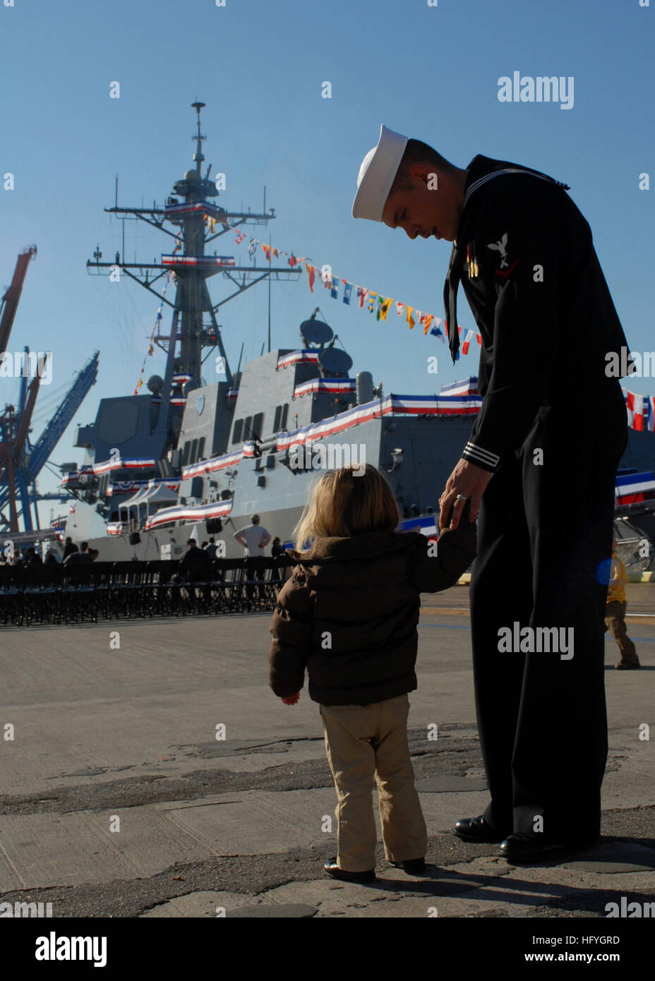 101120-N-3737T-014 WILMINGTON, N.C. (Nov. 20, 2010 Hours before the ...