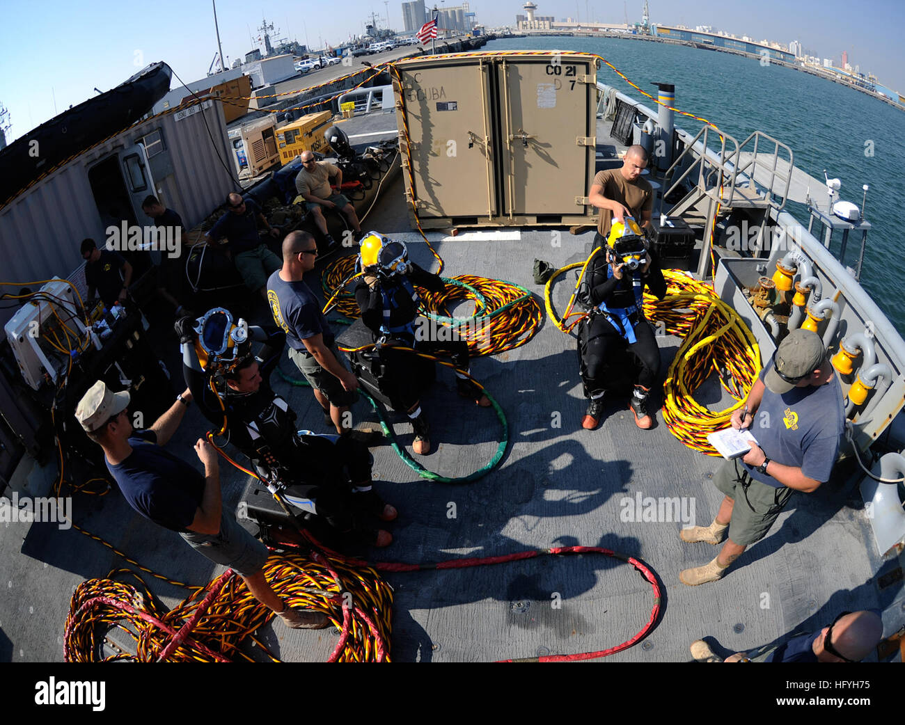 Usns catawba t atf 168 hi-res stock photography and images - Alamy