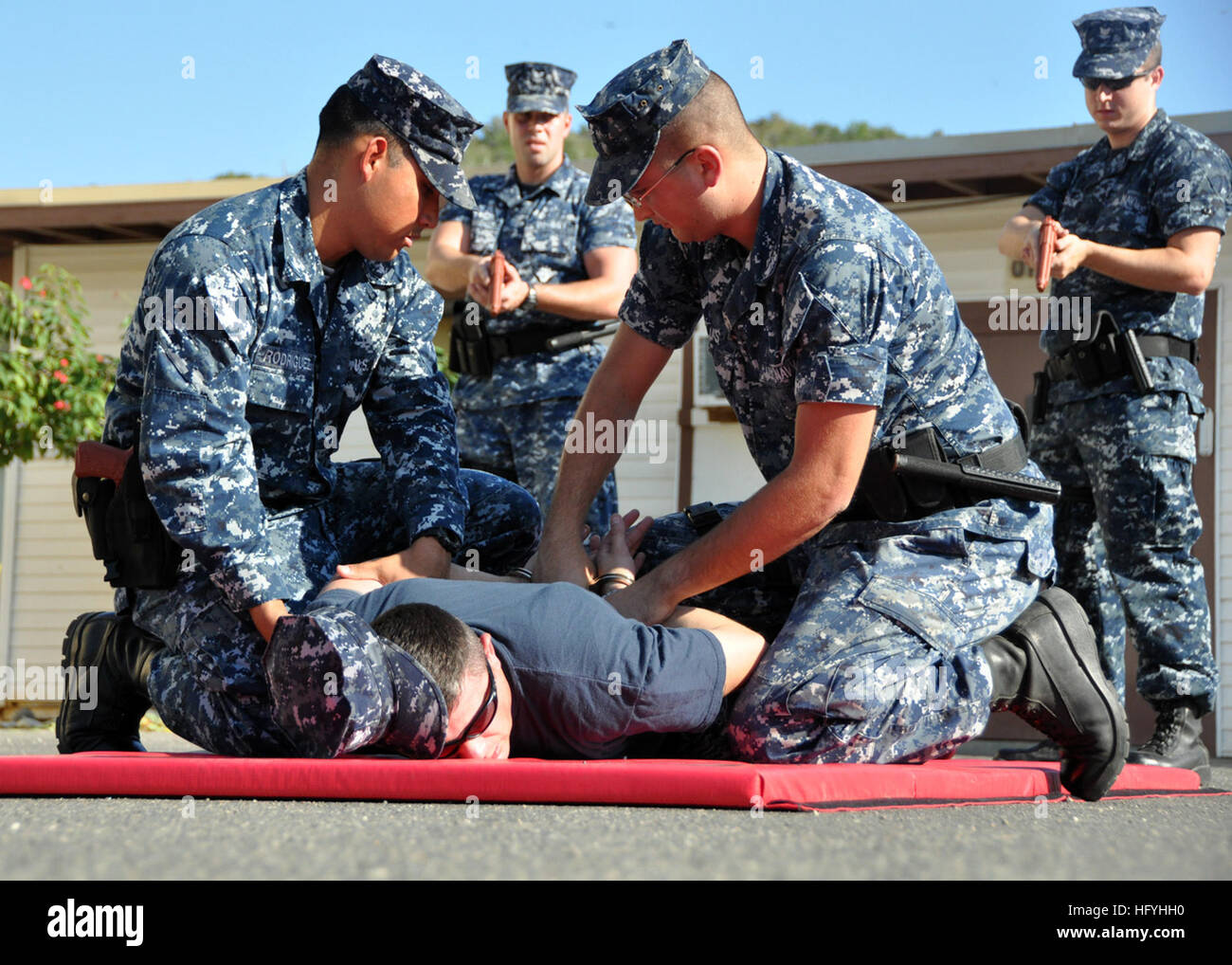 Guantanamo bay cuba navy master at arms hi-res stock photography and ...