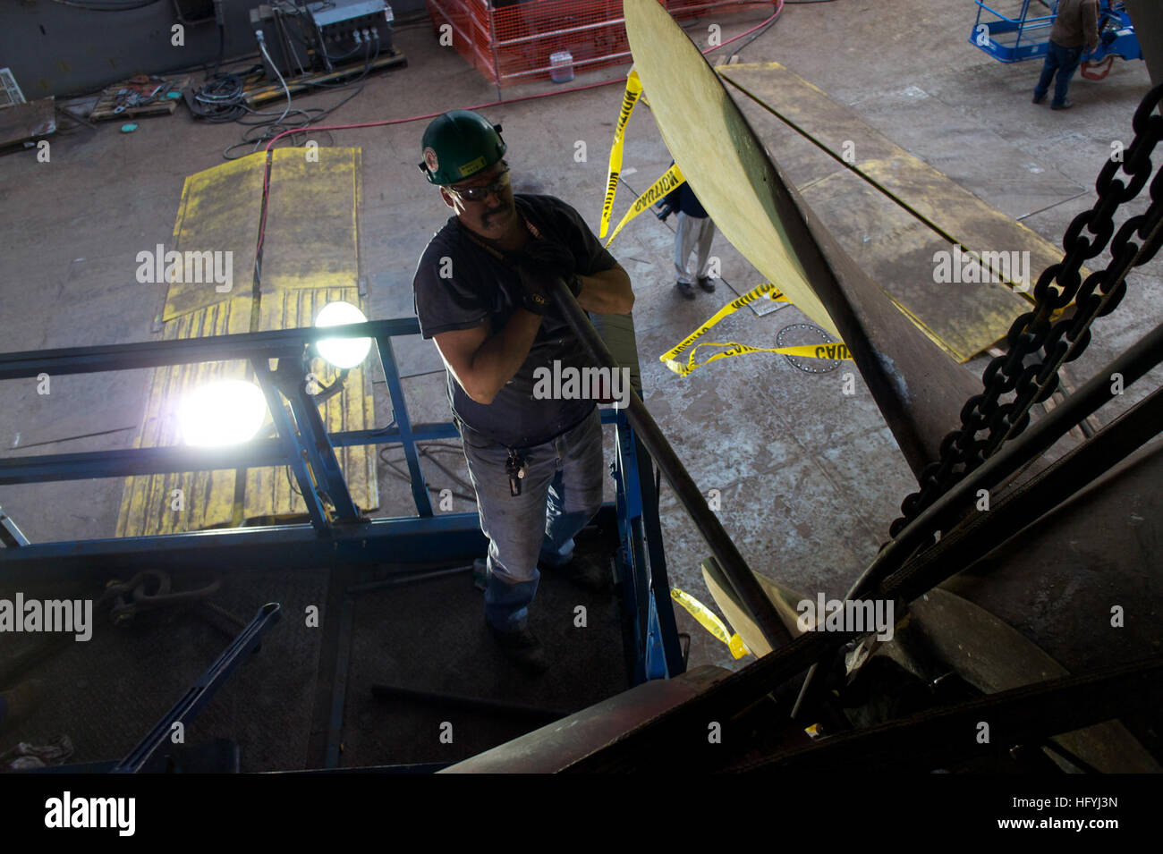 Loosen bolts hi-res stock photography and images - Alamy
