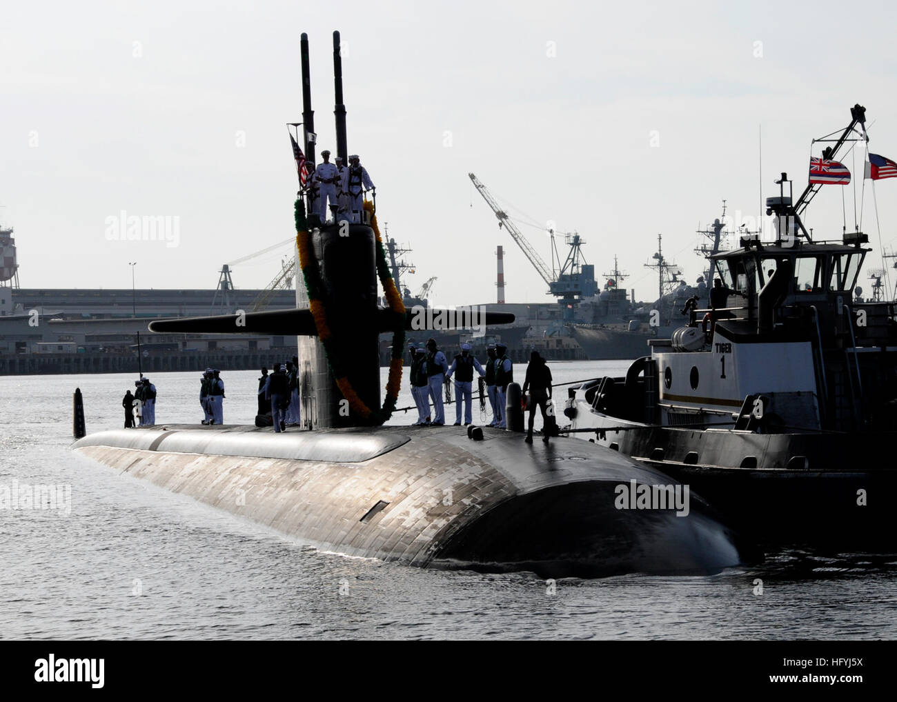 Uss olympia ssn 717 hi-res stock photography and images - Alamy