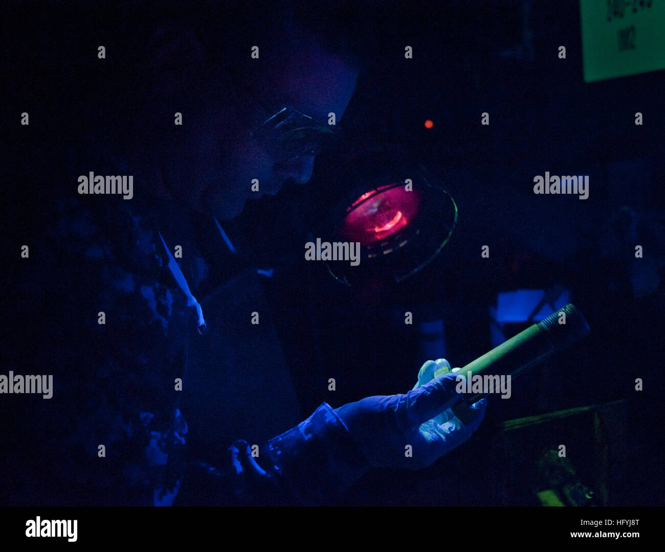 Magnetic particle inspection hi-res stock photography and images - Alamy