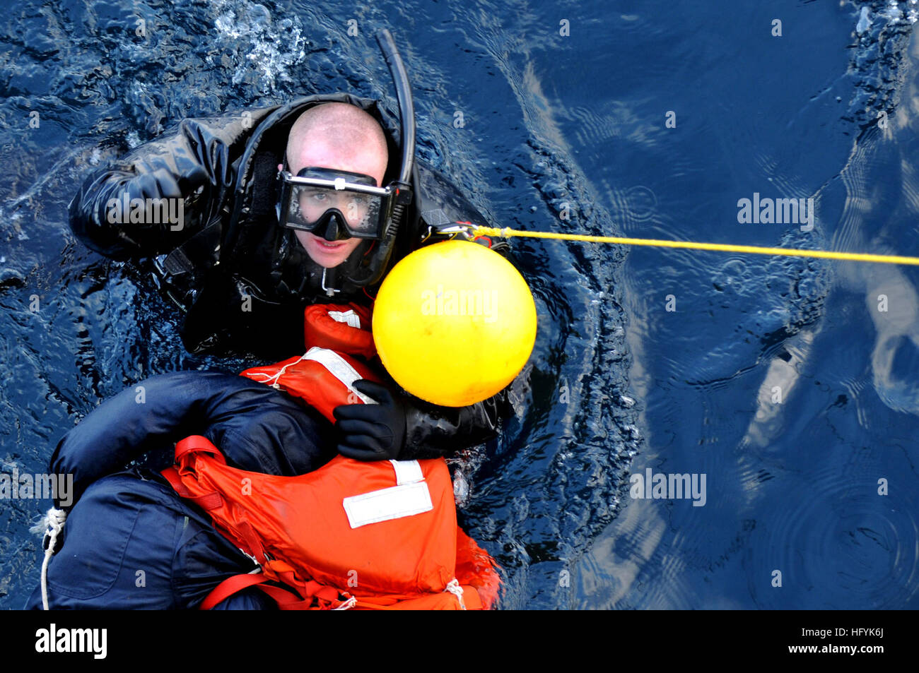 Us navy search rescue swimmer hi-res stock photography and images - Alamy