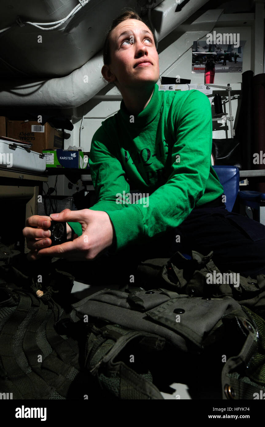 Life support systems hi-res stock photography and images - Alamy