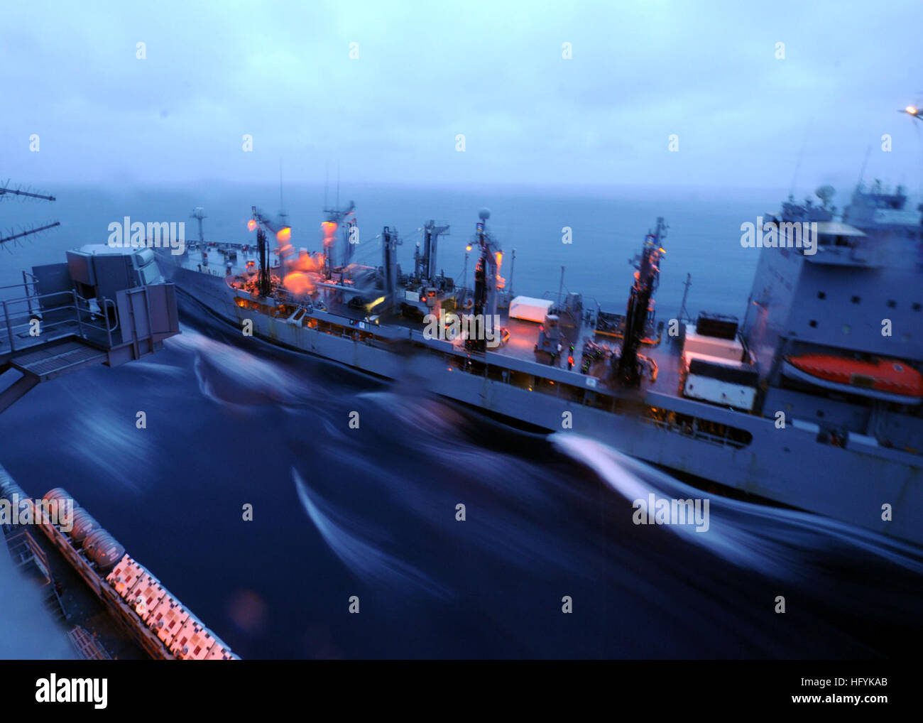 Uss john lenthall t ao 189 hi-res stock photography and images - Alamy