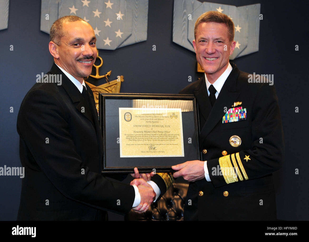 110303-N-XXXXC-182 WASHINGTON (March 3, 2001) Chief of Navy Reserves ...