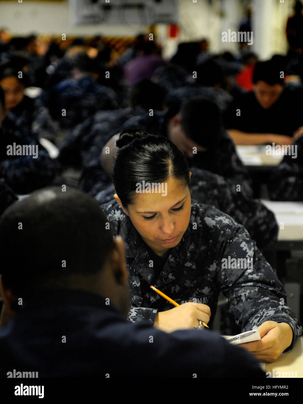 U s navy ships serviceman christopher hi-res stock photography and ...