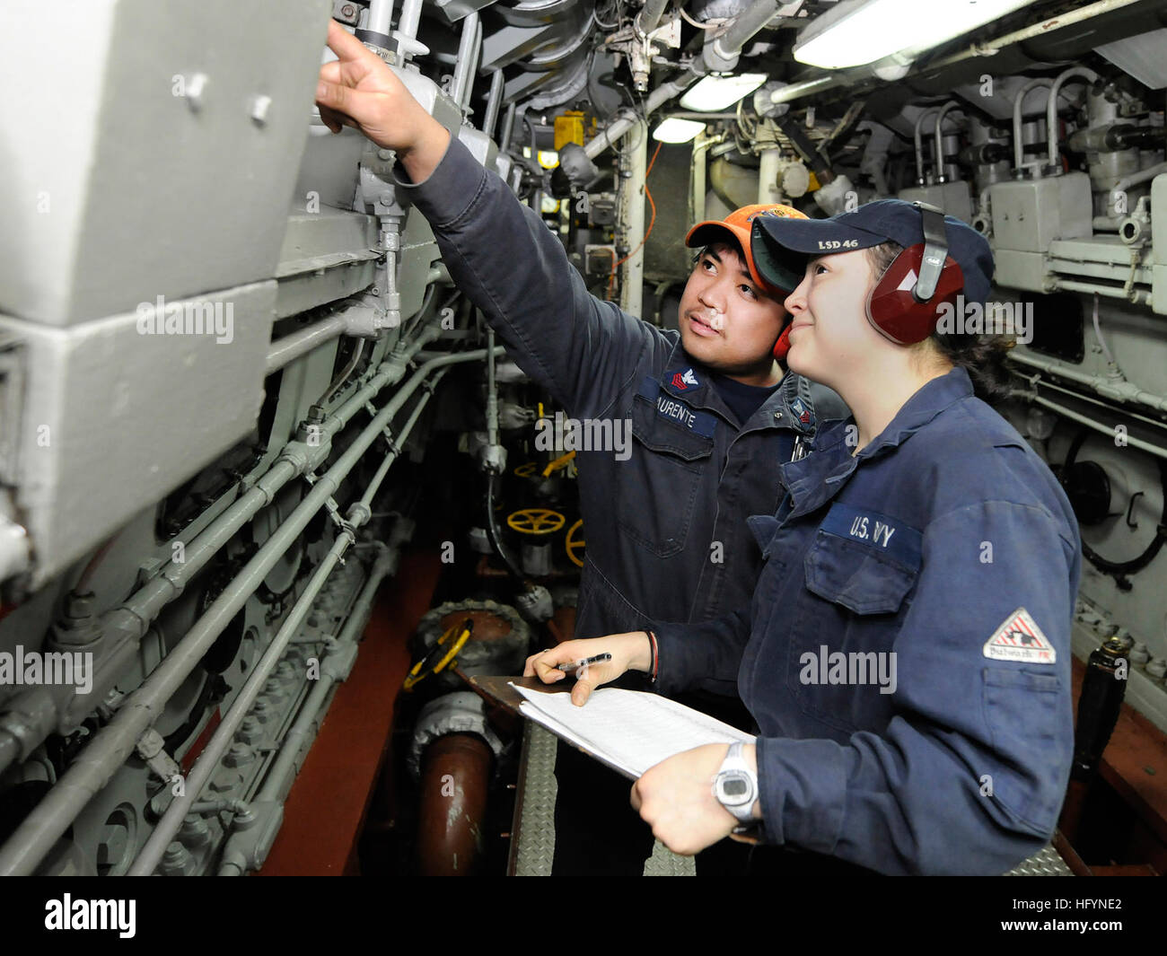Engine room operation hi-res stock photography and images - Alamy