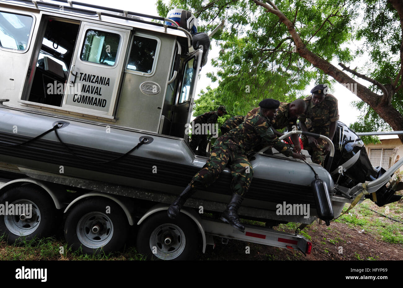 Tanzania peoples defense force hi-res stock photography and images - Alamy
