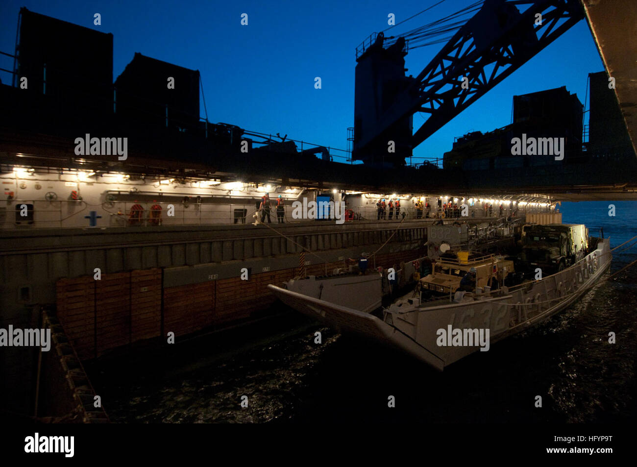 Landing craft utility lcu 1632 hi-res stock photography and images - Alamy
