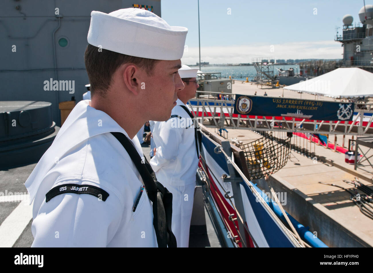 Uss jarrett ffg 33 hi-res stock photography and images - Alamy