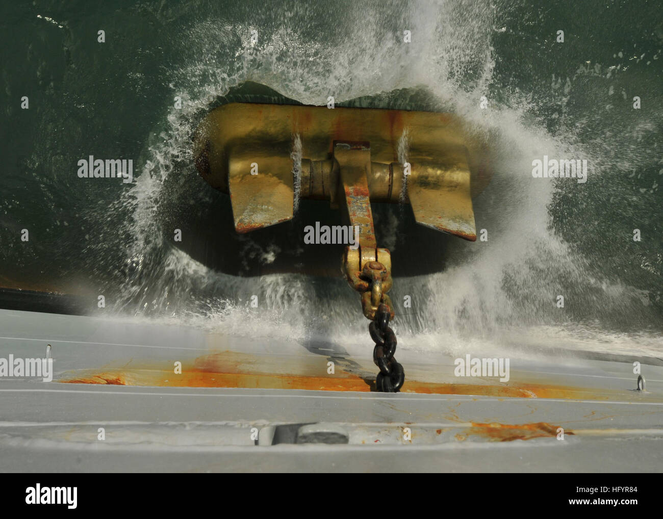 Weighing anchor off hi-res stock photography and images - Alamy