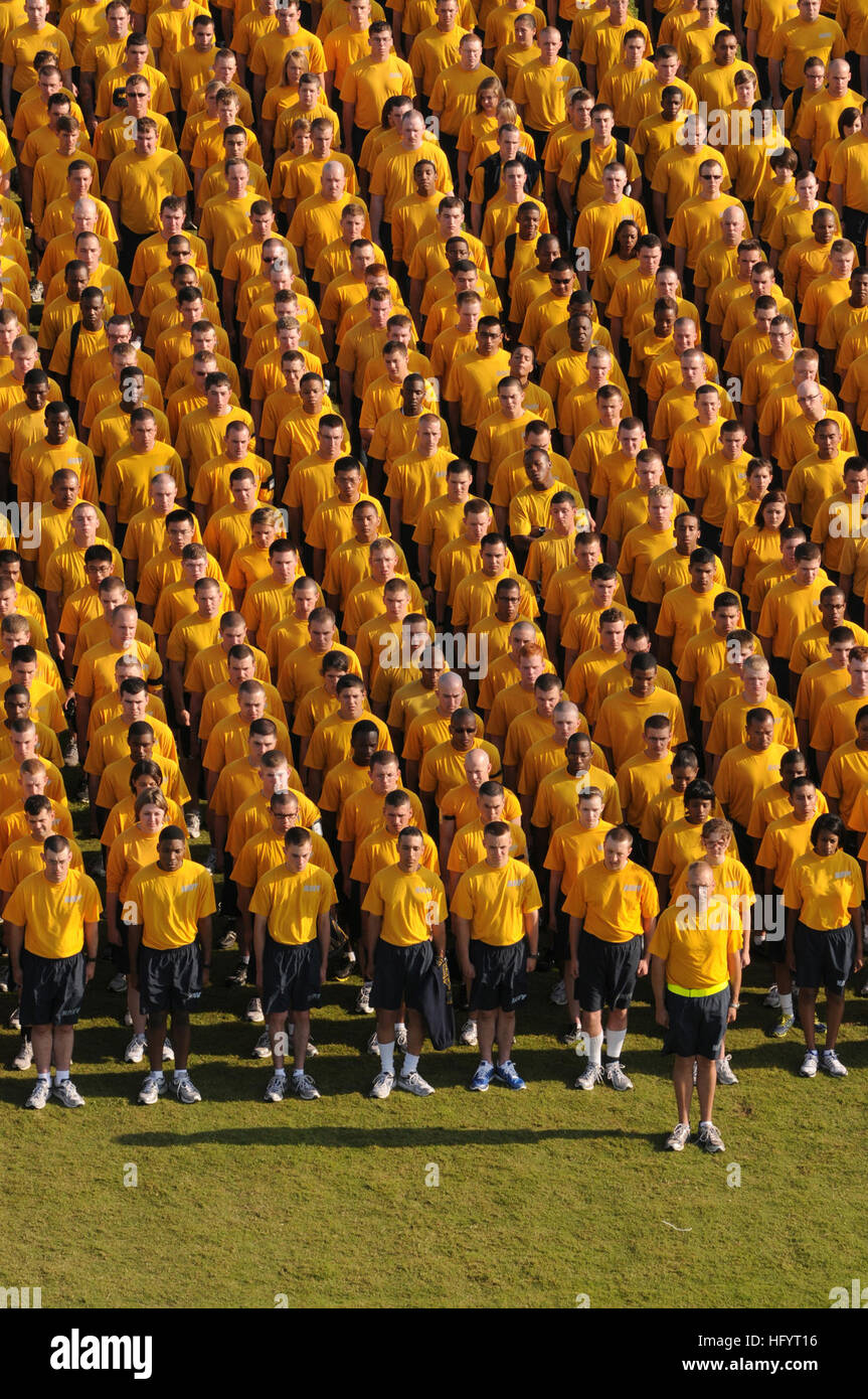 Us navy cryptologic warfare officer hi-res stock photography and images ...