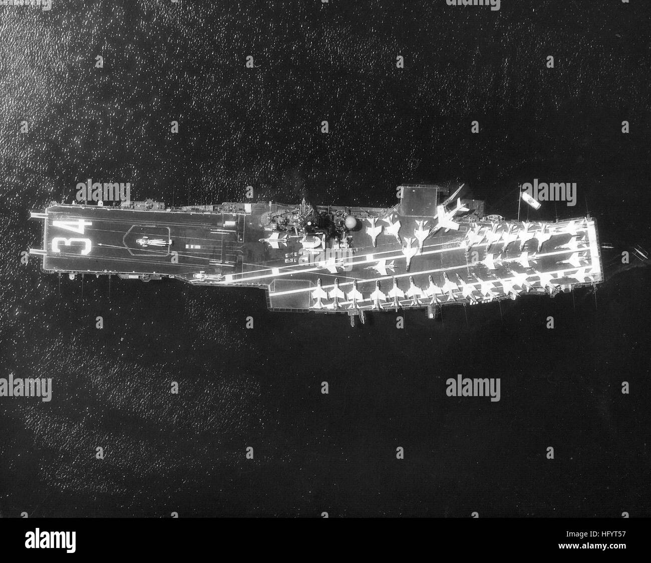 USS Oriskany (CVA-34) overhead view 1974 Stock Photo - Alamy