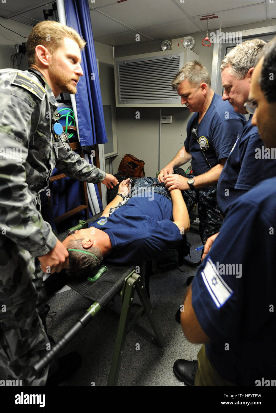 110531-N-BA263-030 MEDITERRANEAN SEA (May 31, 2011) Royal Australian ...